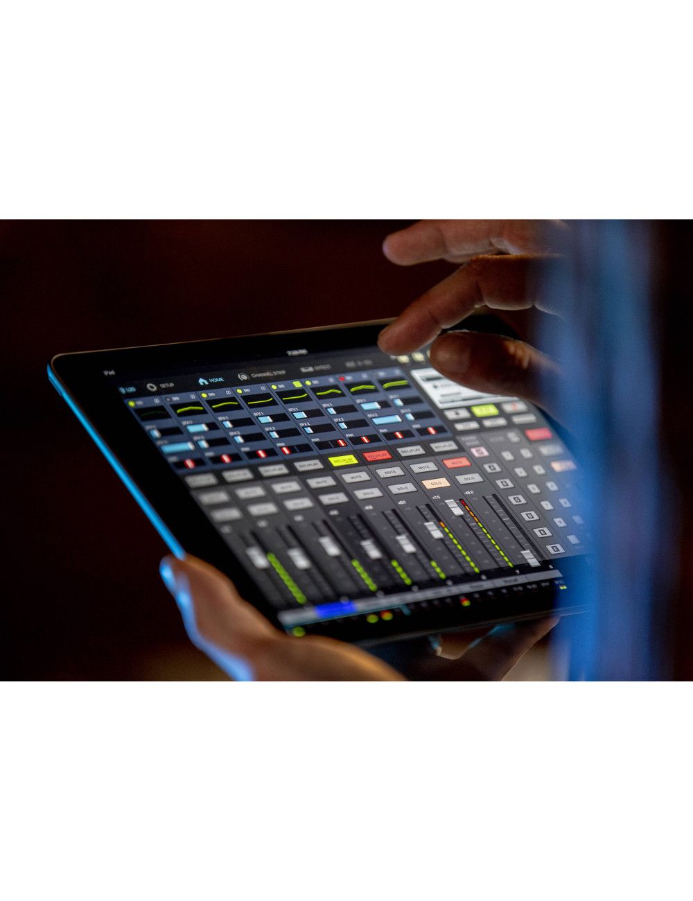 Zoom L-20 Livetrack Consola Digital de Audio Profesional 20 Entradas