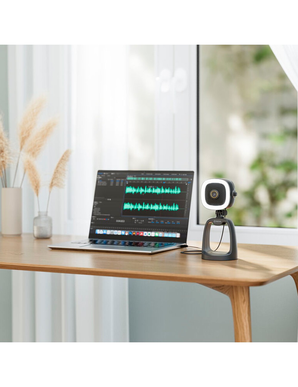 Boya BY-CM6B All in One, Micrófono, Cámara 4K y Luz Led