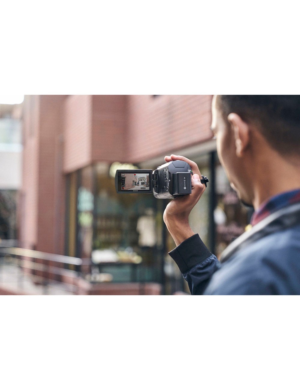 Sony Handycam® 4K AX43A con sensor CMOS Exmor R™ FDR-AX43A/BC FDR-AX43A